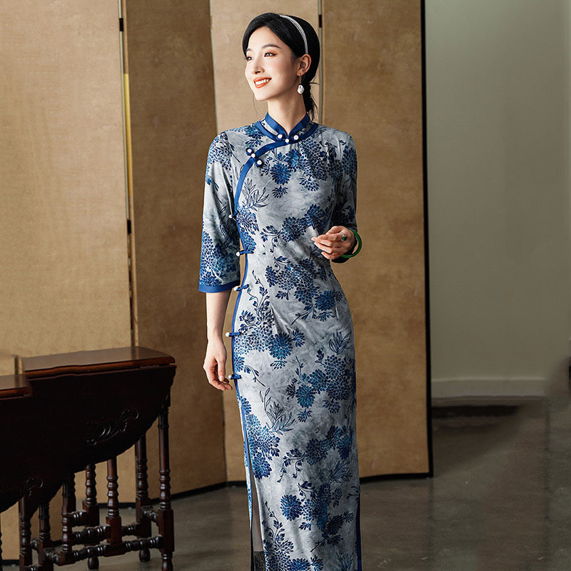 Modern Chinese qipao, Chinese Cheongsam, blue floral qipao, Ball Gowns ...