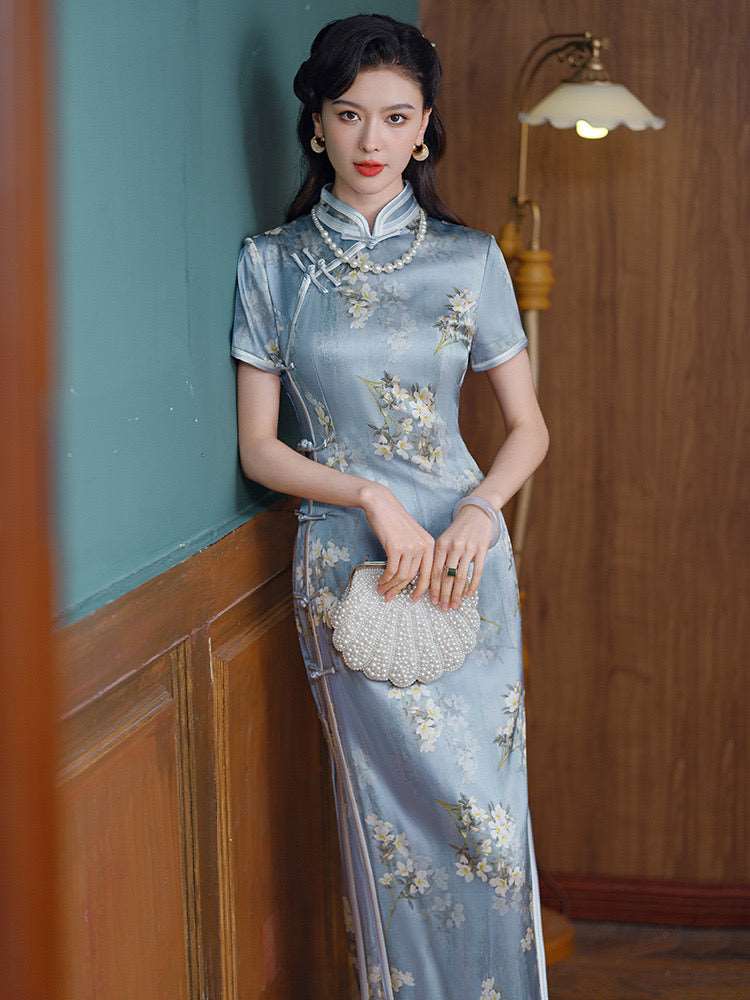 Modern Chinese Qipao dress, Mulberry Silk cheongsam, light blue color ...