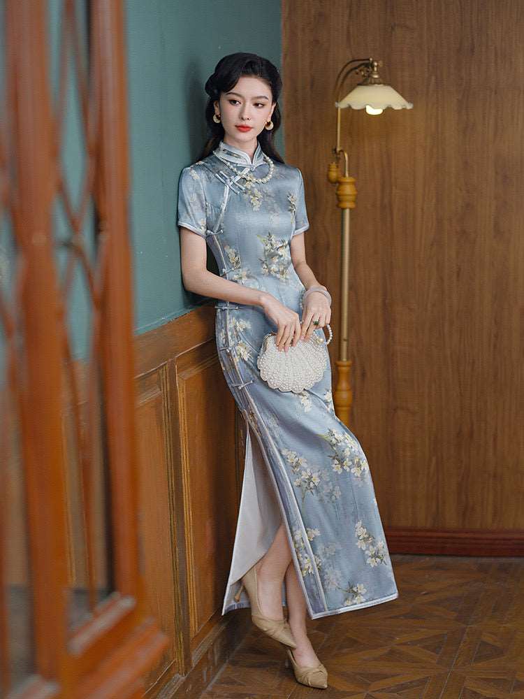 Modern Chinese Qipao dress, Mulberry Silk cheongsam, light blue color ...