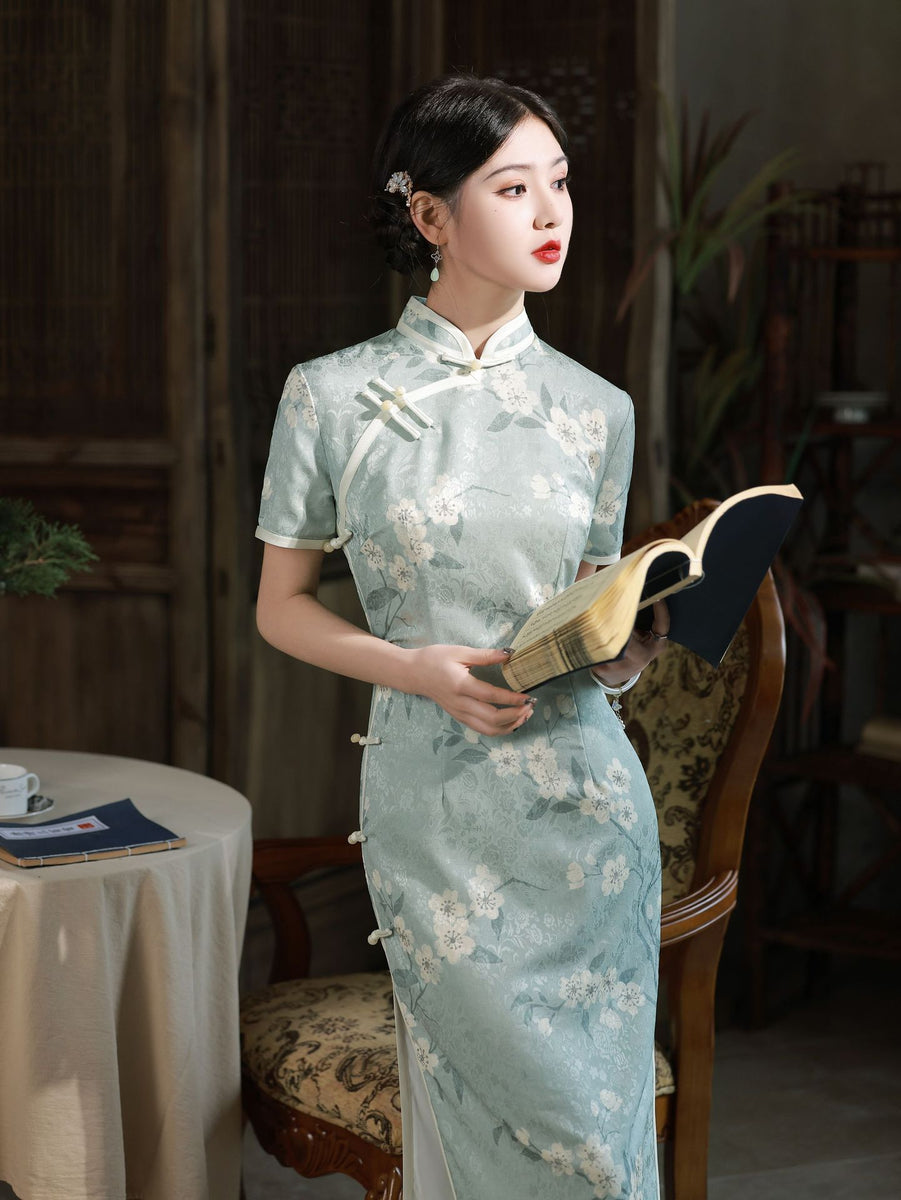 Modern Chinese Qipao, Knee length Cheongsam, light Green Qipao, flower ...